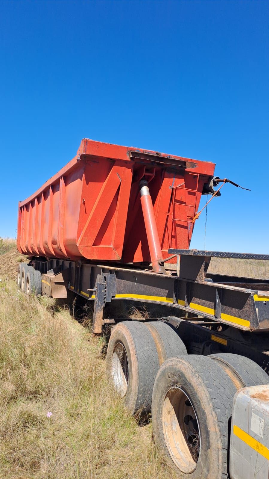 Back tippers - OB Logistics