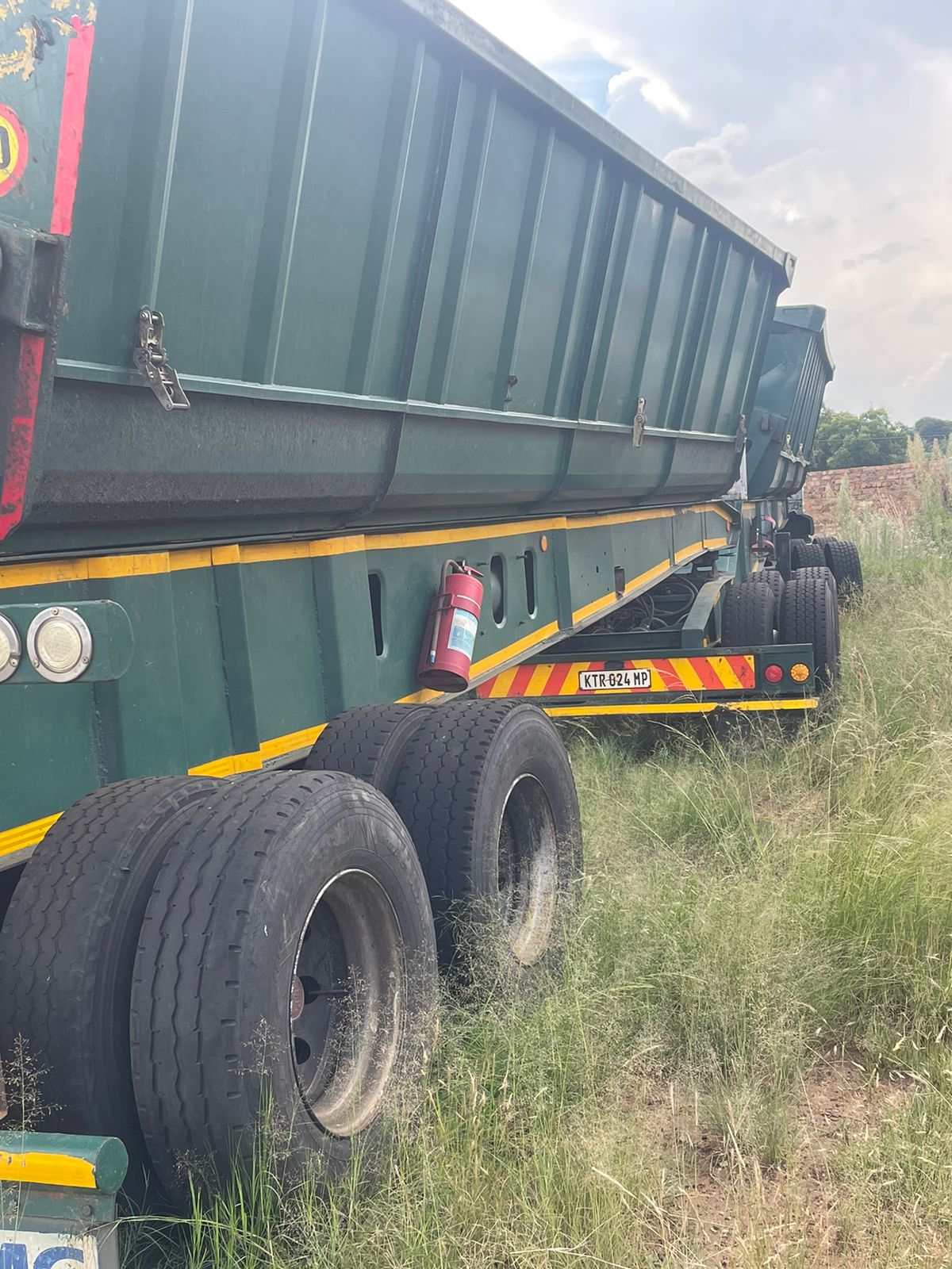 Side tipper links - OB Logistics